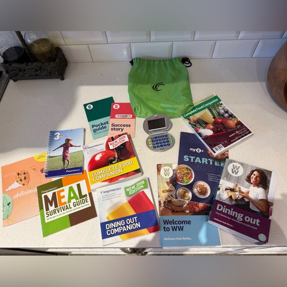Weight Watchers | Kitchen | Ww Weight Loss Guide Books And Tools Set ...